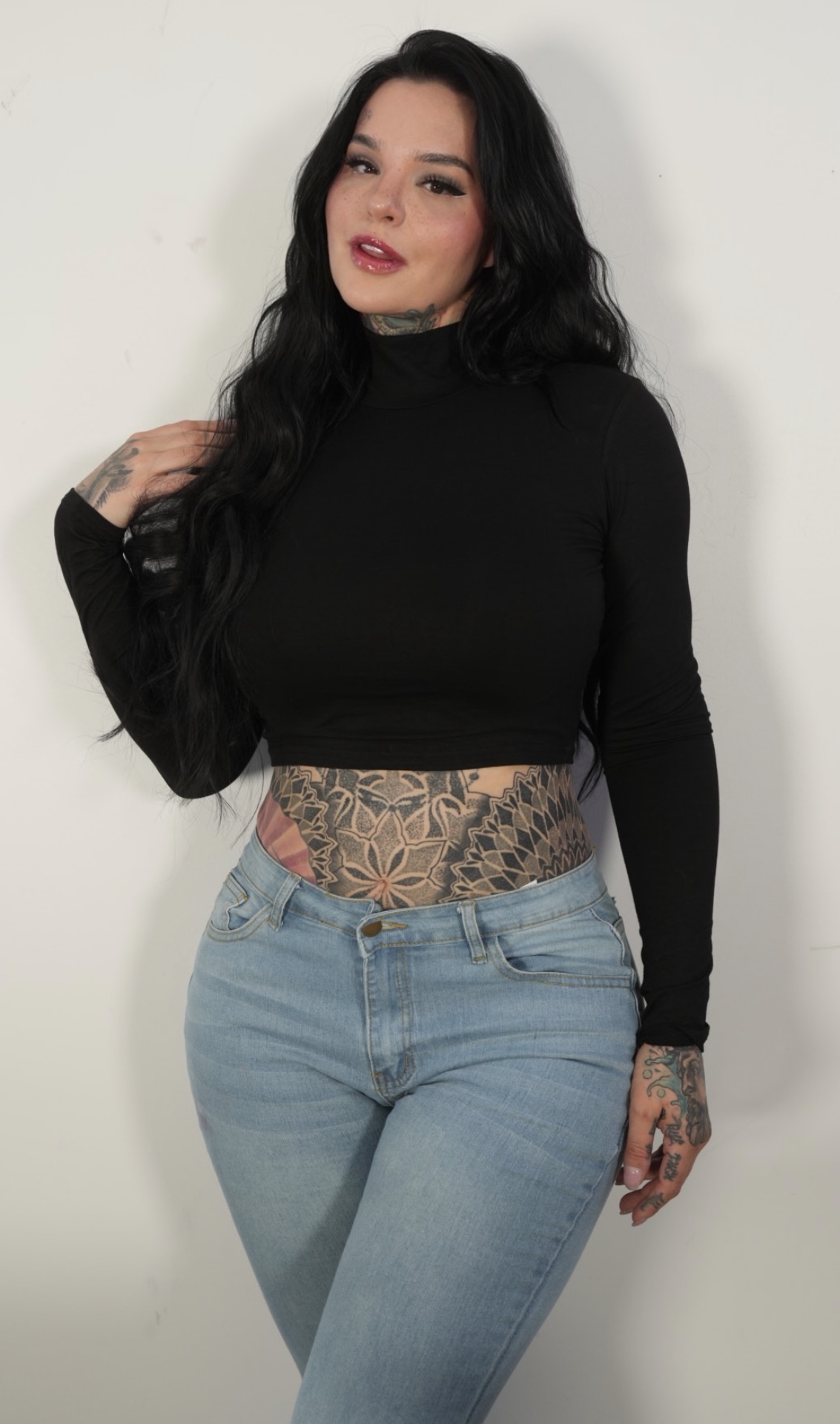 Heidi Lavon - YouTuber, Streamer, TikToker, Cosplayer